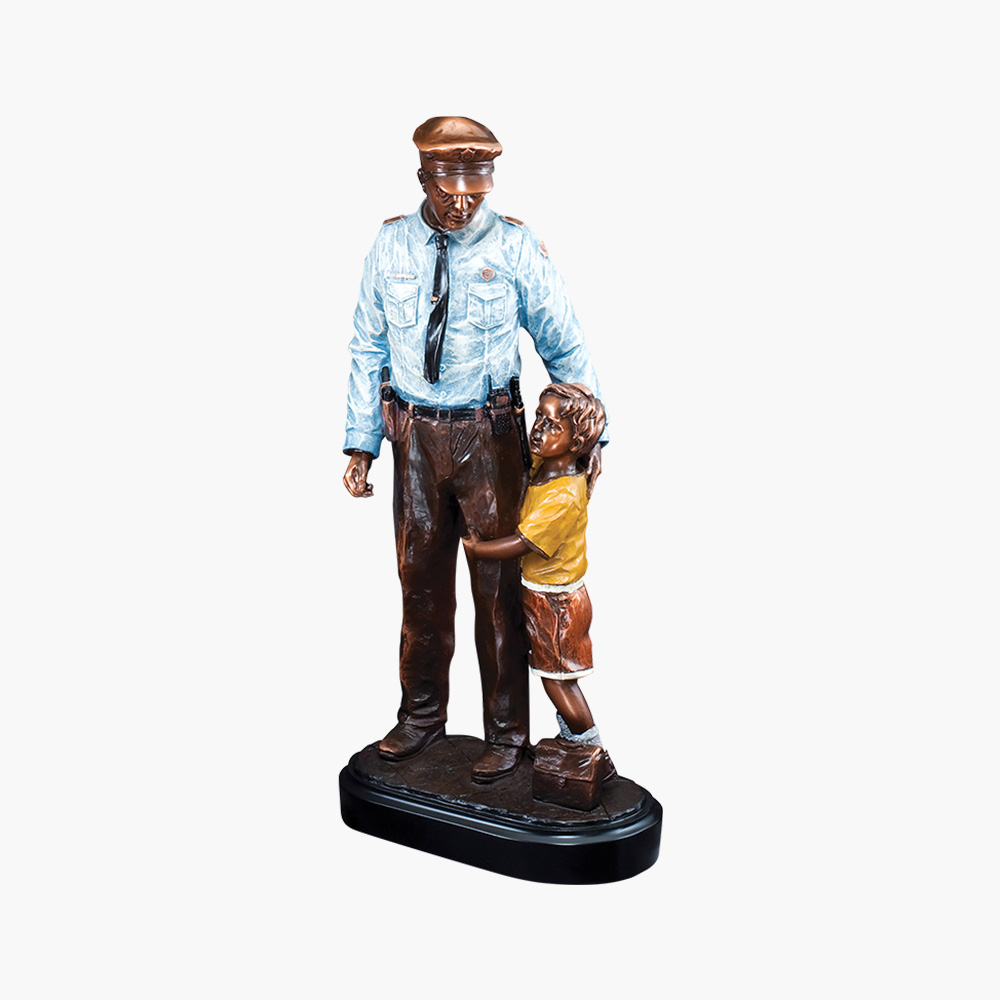 Color Resin Police Officer and Child Award - Crystal Images, Inc.